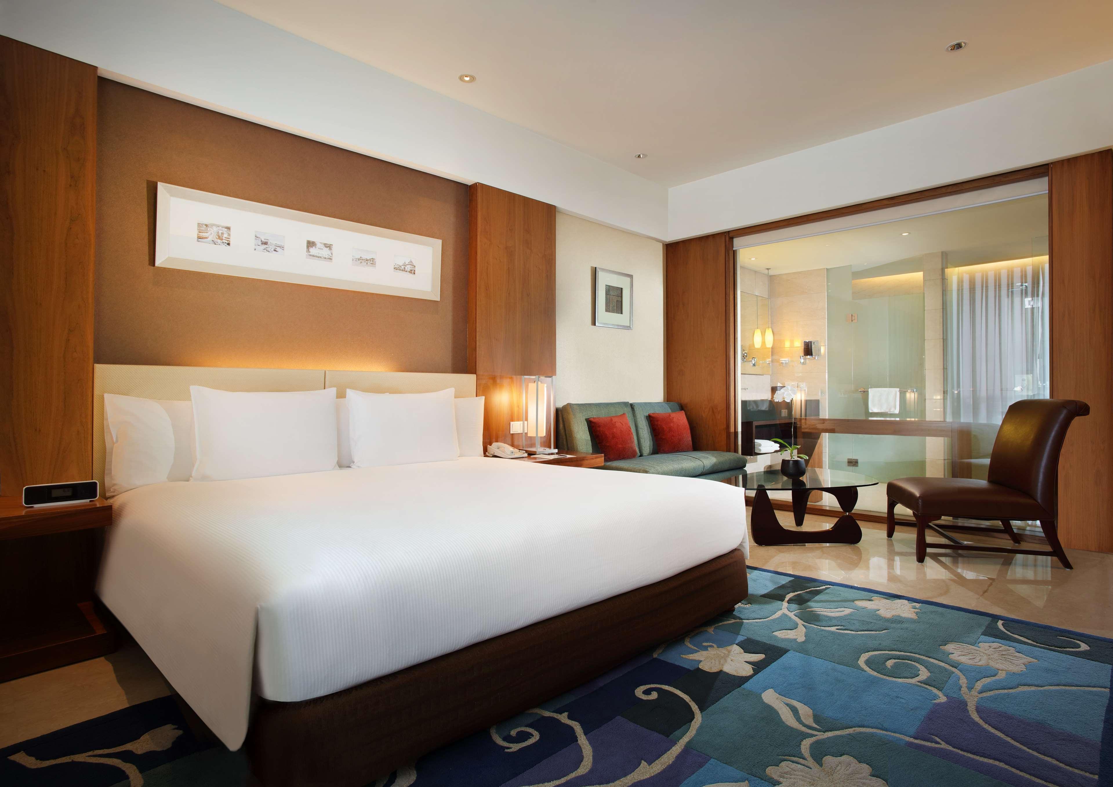 Best Five-Star Hotels for Christmas Getaway | What's New Indonesia